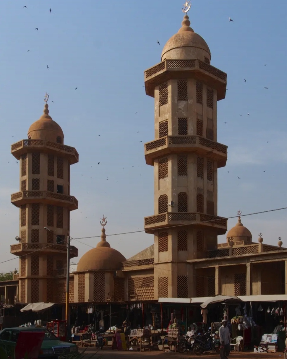 Burkina Faso : la Grande Mosquée sunnite de Ouagadougou fermée après ...